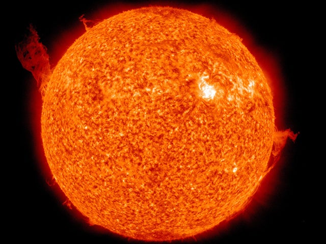 The sun's strange shape revealed - CBS News