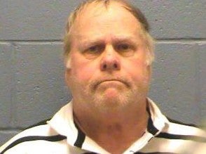 Harvey Updyke (UPDATE): Accused Auburn tree-poisoner arraigned ...