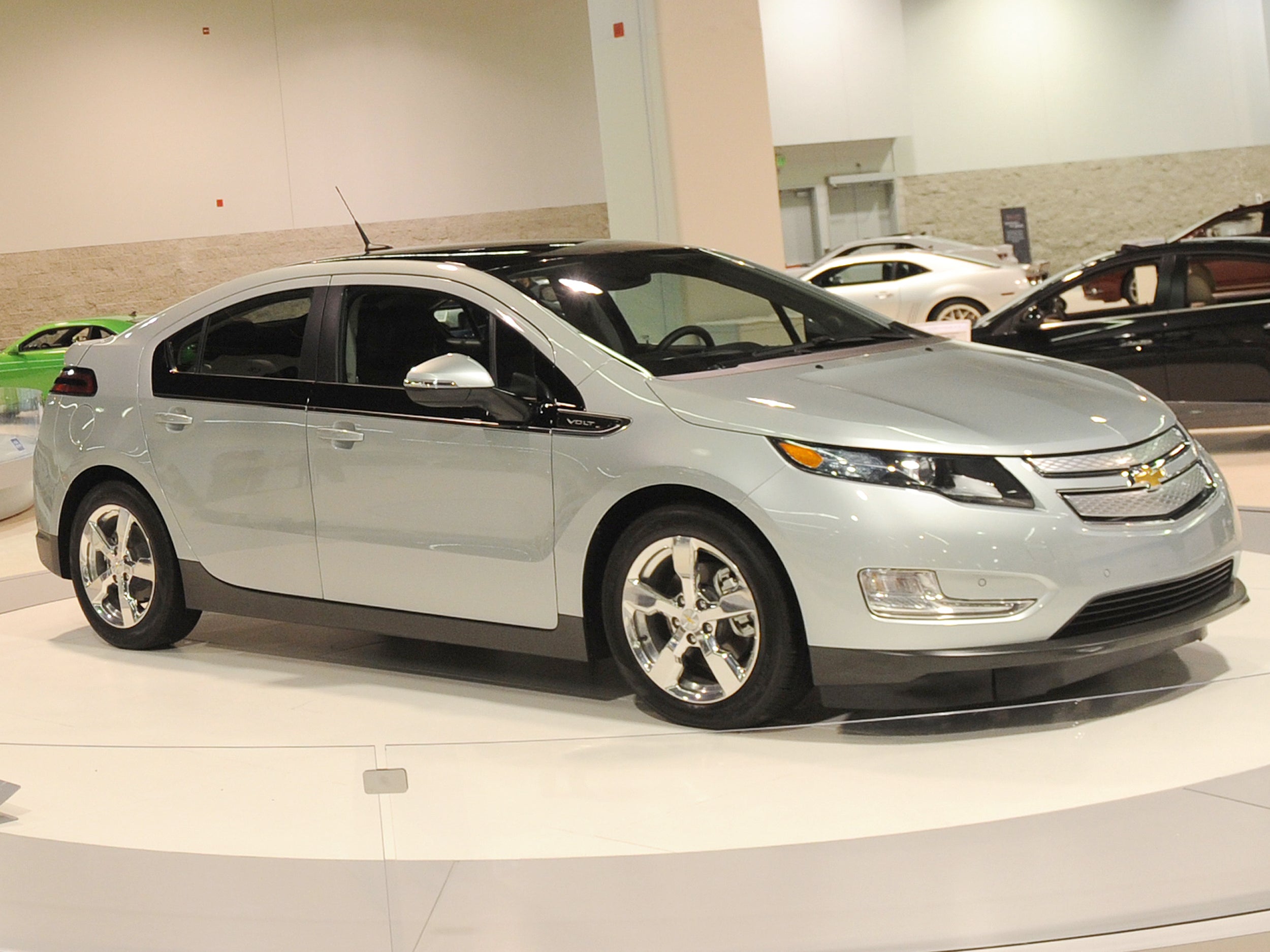 Volt Sticker Shock: Supercharged Prices for Chevy's Plug-In Hybrid ...