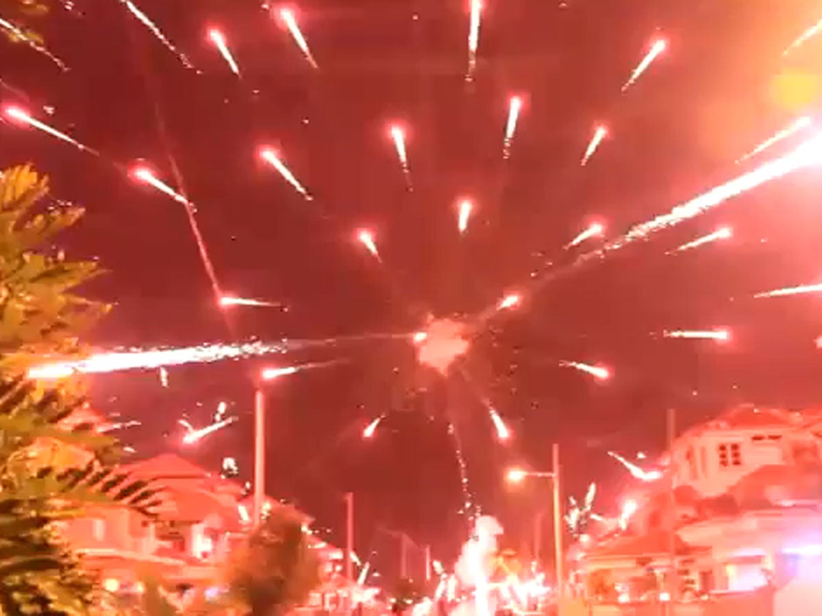 Fireworks FAIL! Reason #439,231 Why Fireworks in Urban Areas are a Bad ...