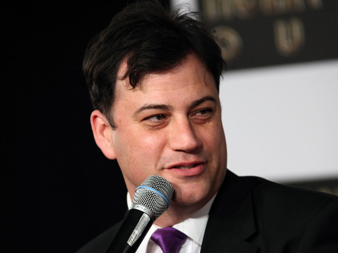 Jimmy Kimmel to entertain at White House Correspondents' dinner - CBS News