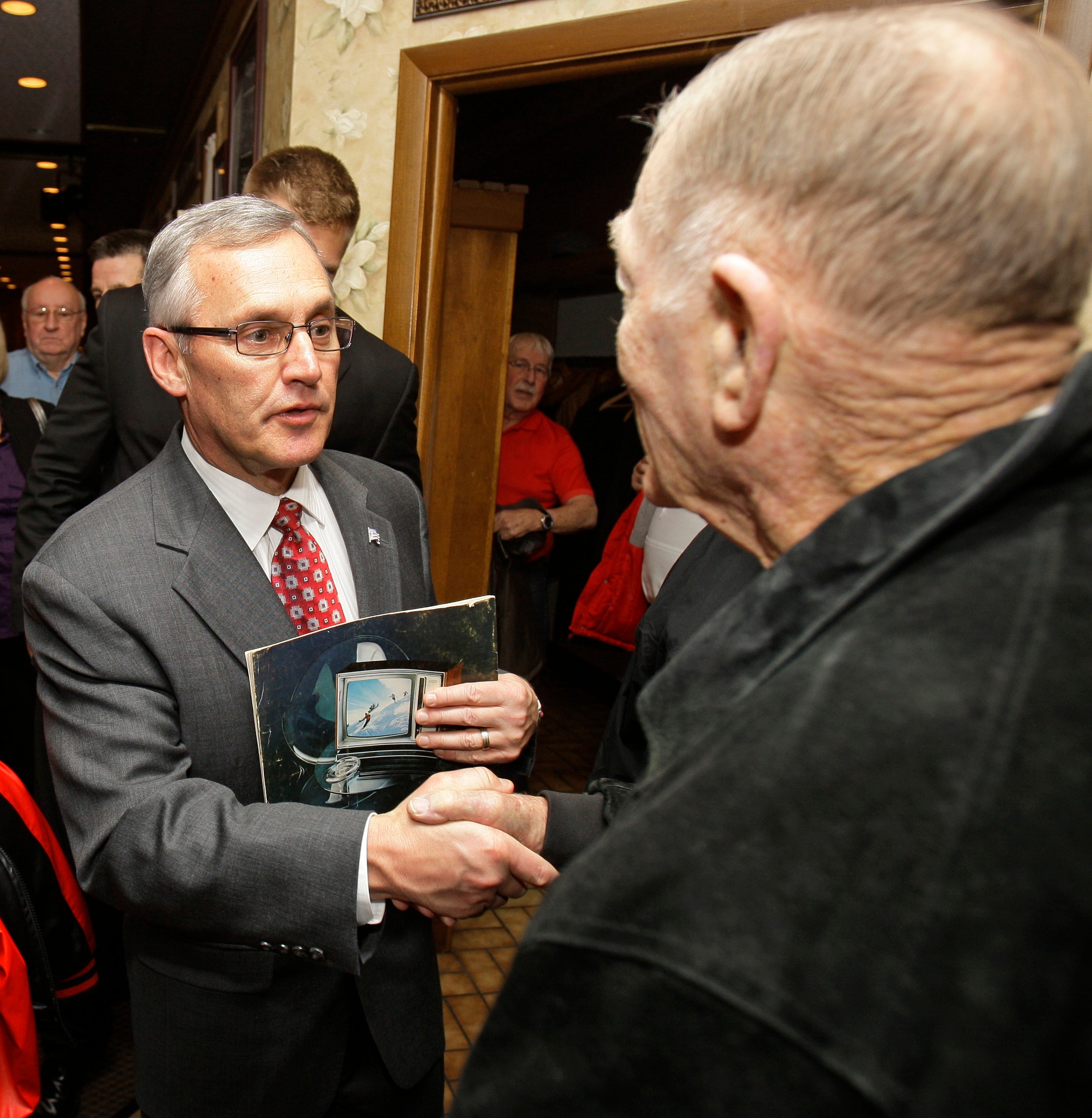 Jim Tressel lied to hide violations, NCAA says - CBS News