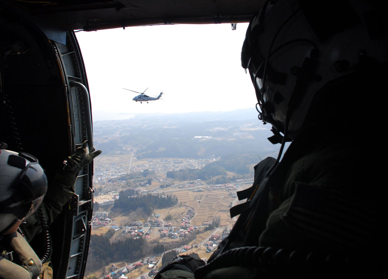 U.S. crews flying in aid exposed to radiation - CBS News