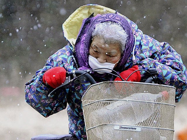 Scope of Japan humanitarian crisis becomes clear - CBS News