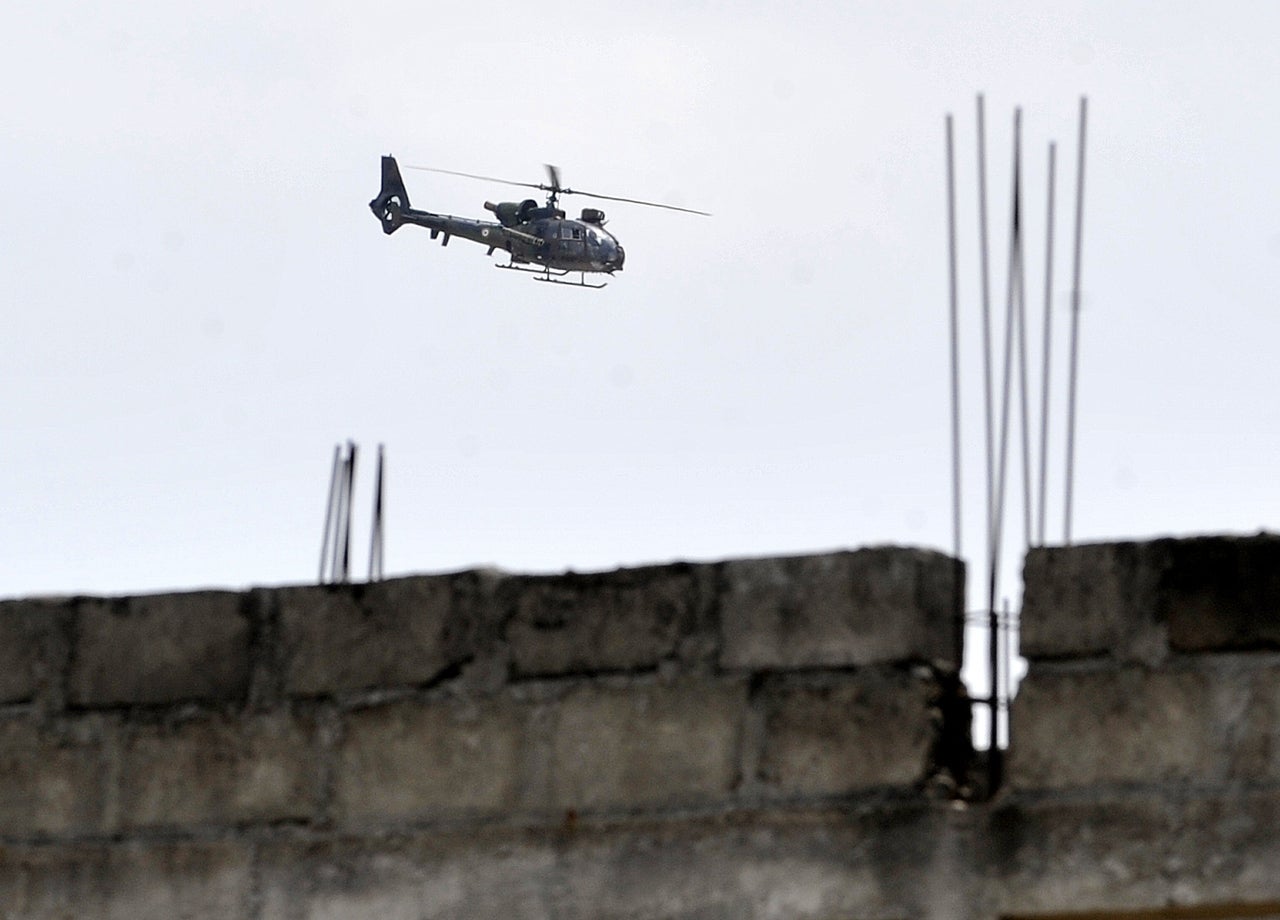 French attack Ivory Coast strongman's positions - CBS News
