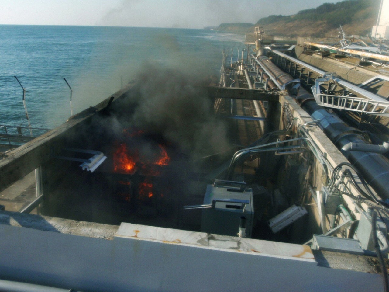 Japan's Chernobyl: Nuke crisis level raised - CBS News