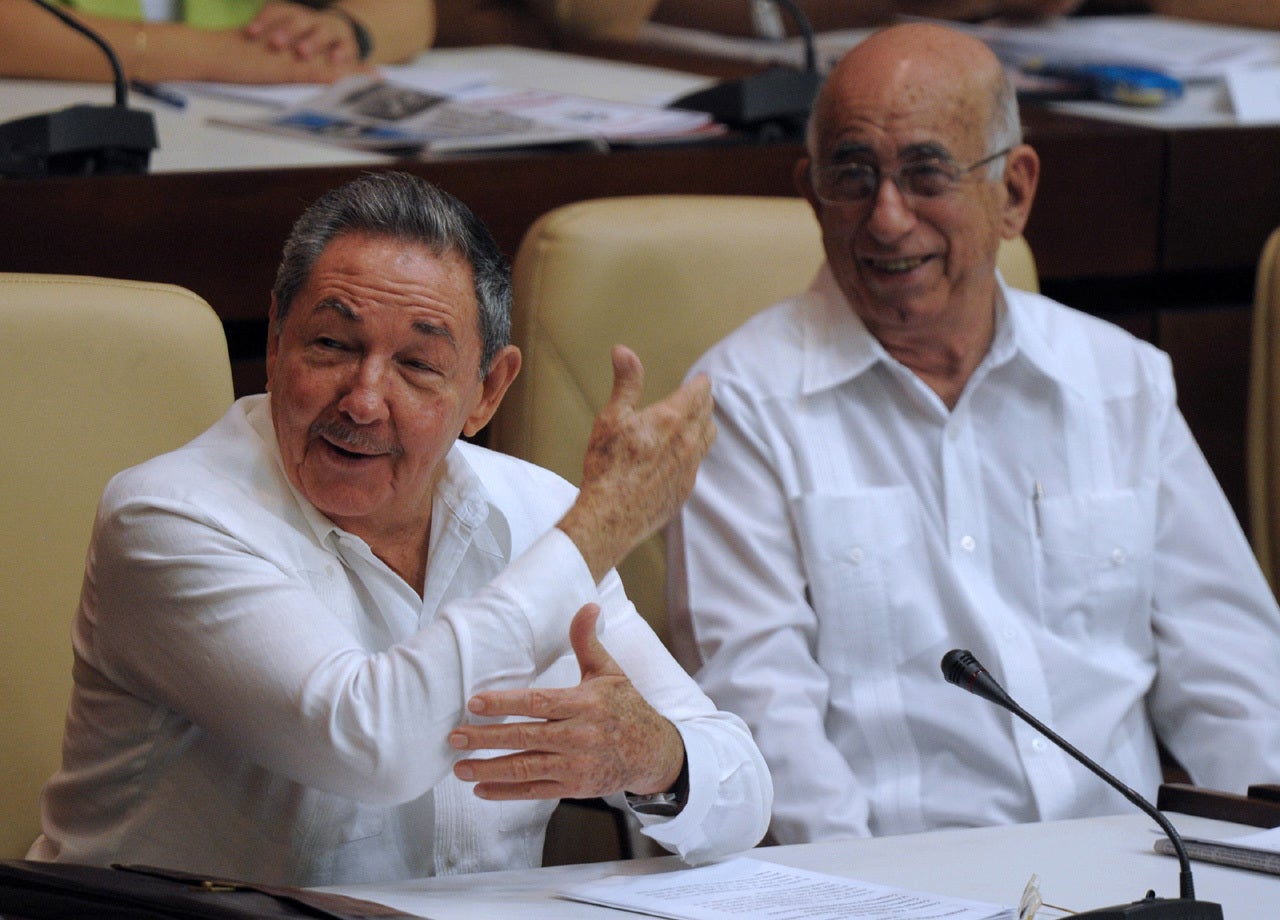 Cuba's Communist Party: The new old guard - CBS News