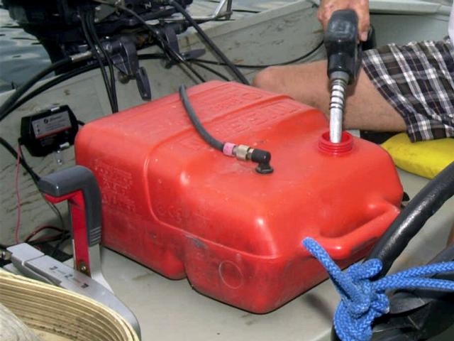 Conn. man pours out $200 in gas, charged with hazardous dumping - CBS News