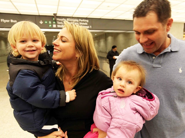 After the assault: Lara Logan comes home - CBS News