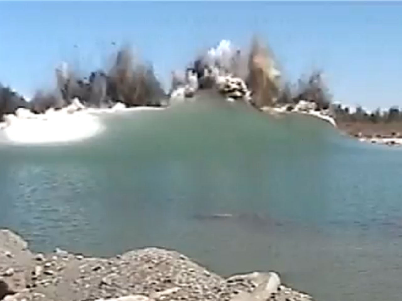 Massive explosion blows up lake - CBS News