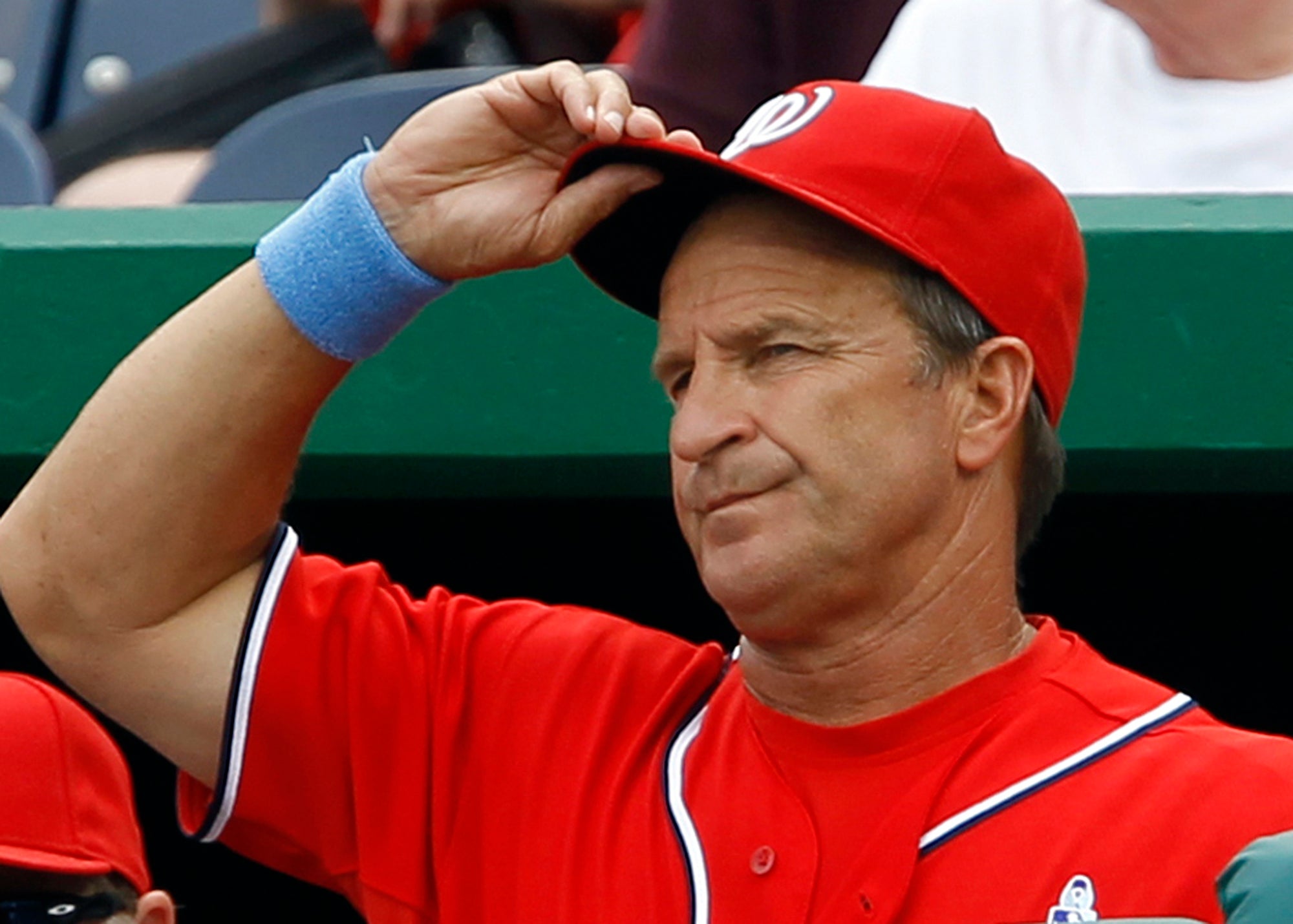 Nats win again, then manager Riggleman resigns - CBS News