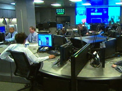 First look inside the military's cyber war room - CBS News
