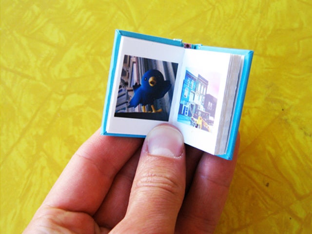 Instagram Tinybooks makes us go "aww" - CBS News