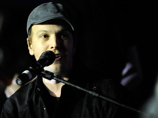 Gavin DeGraw faces a "Dancing With the Stars" balancing act - CBS News