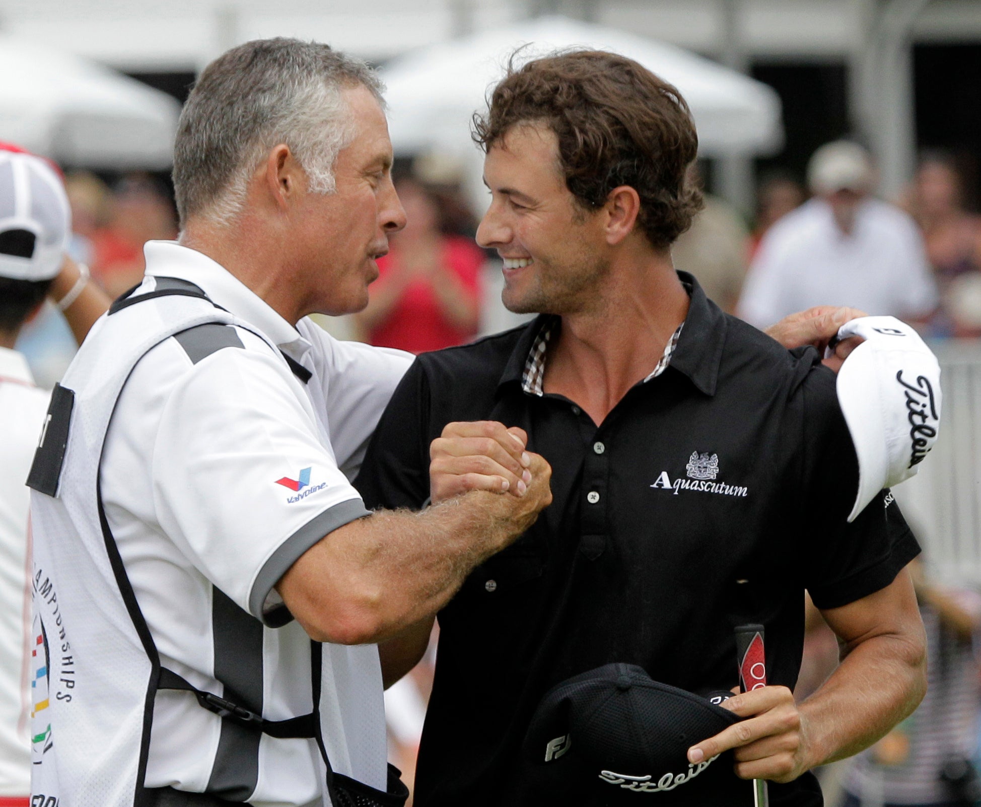 Tiger's ex-caddie admits reaction "over the top" - CBS News