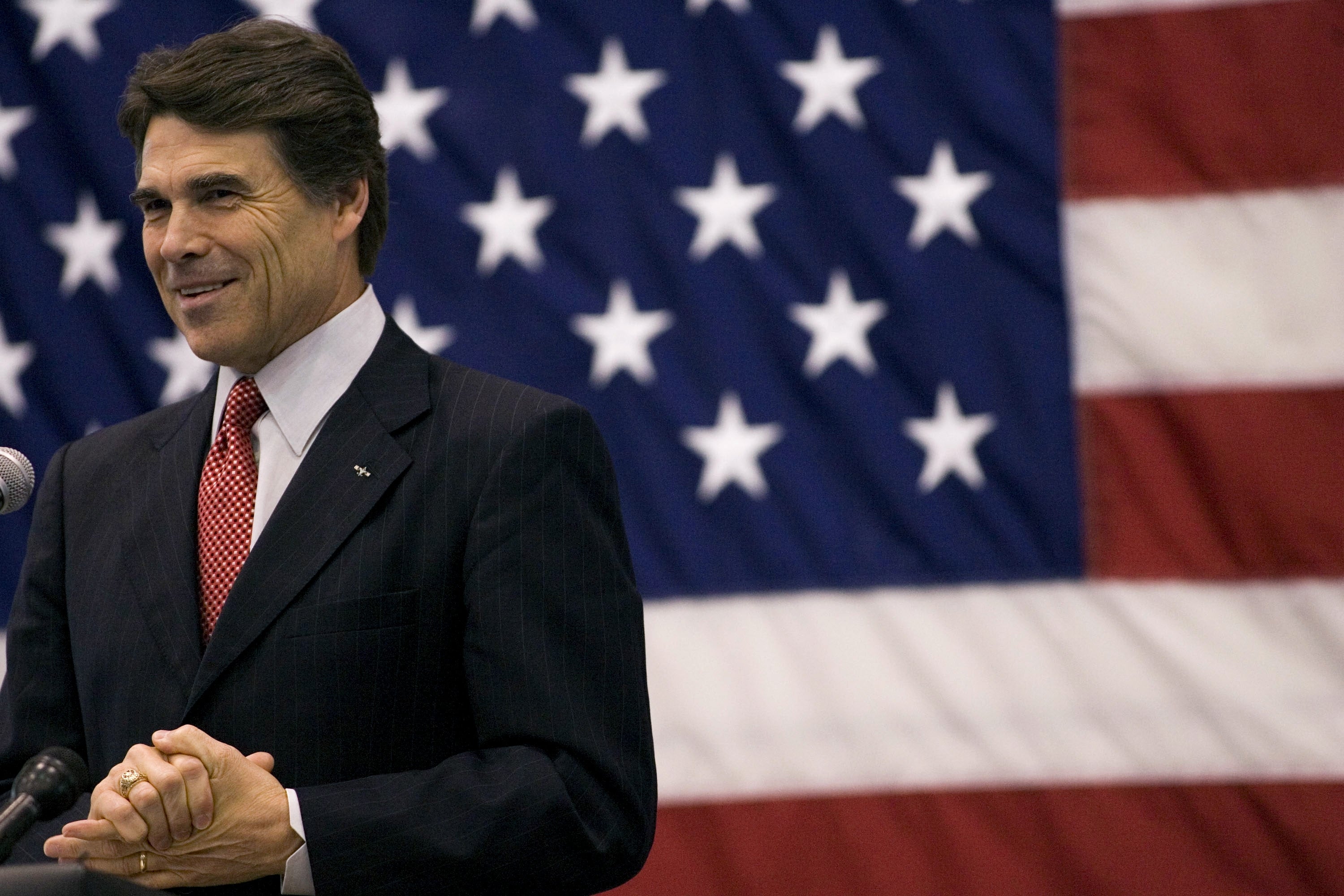 Perry run seen as Romney's worst nightmare - CBS News
