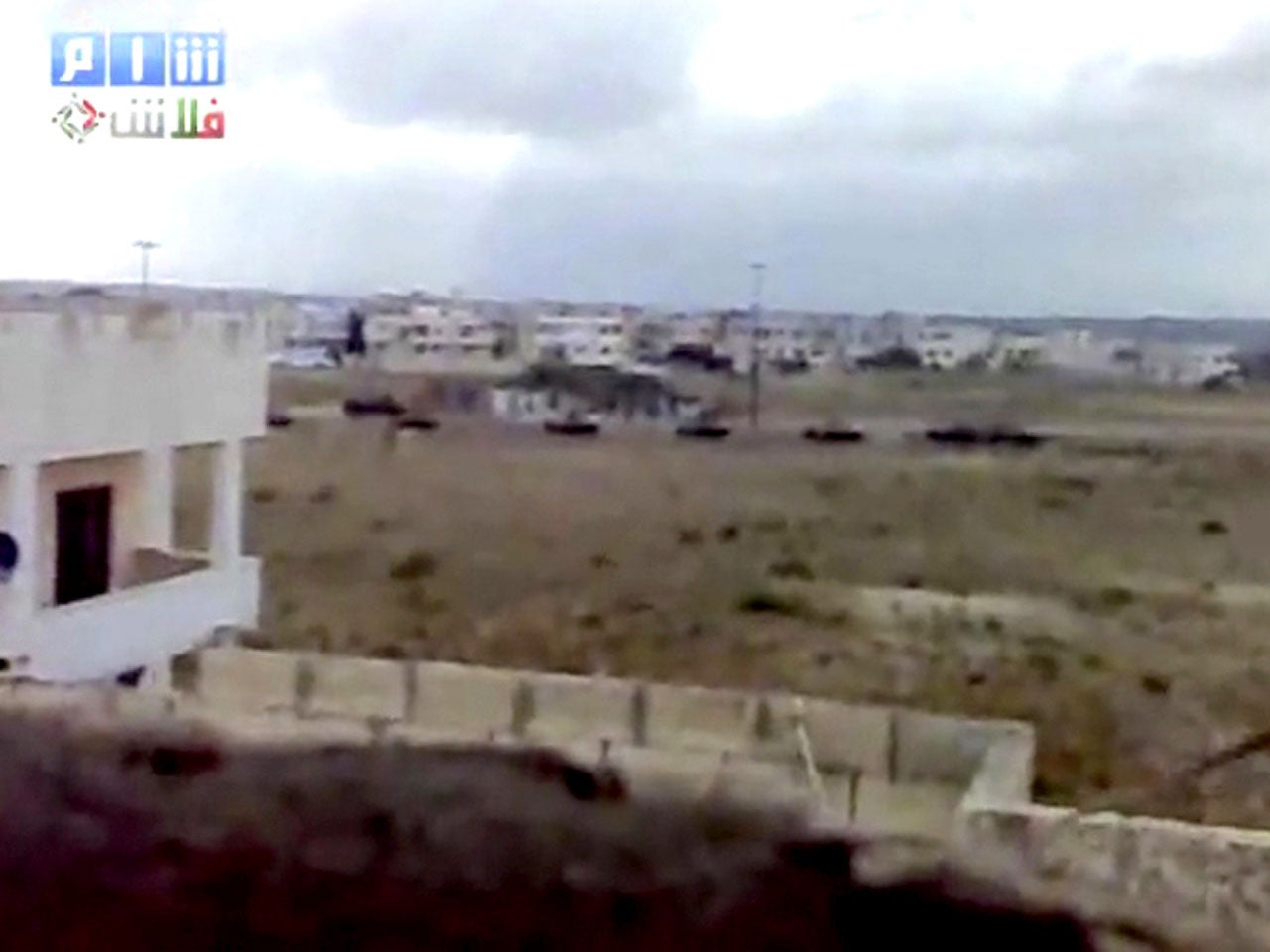 Syrian tanks roll again, killing 5 in sweep - CBS News