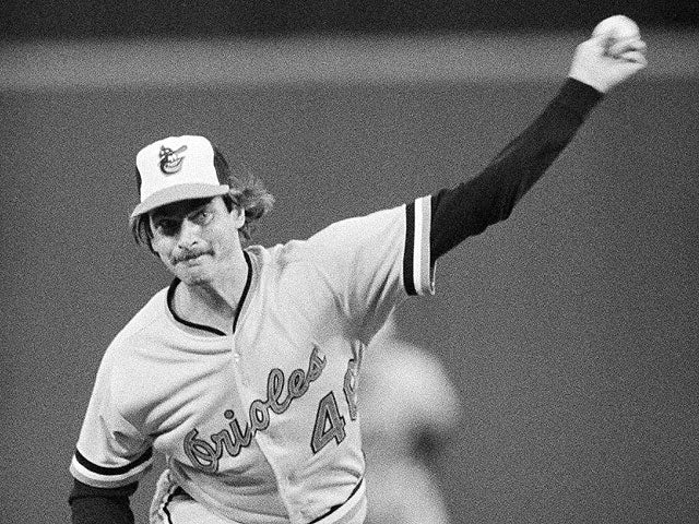 Former Cy Young winner Mike Flanagan dies at 59 - CBS News