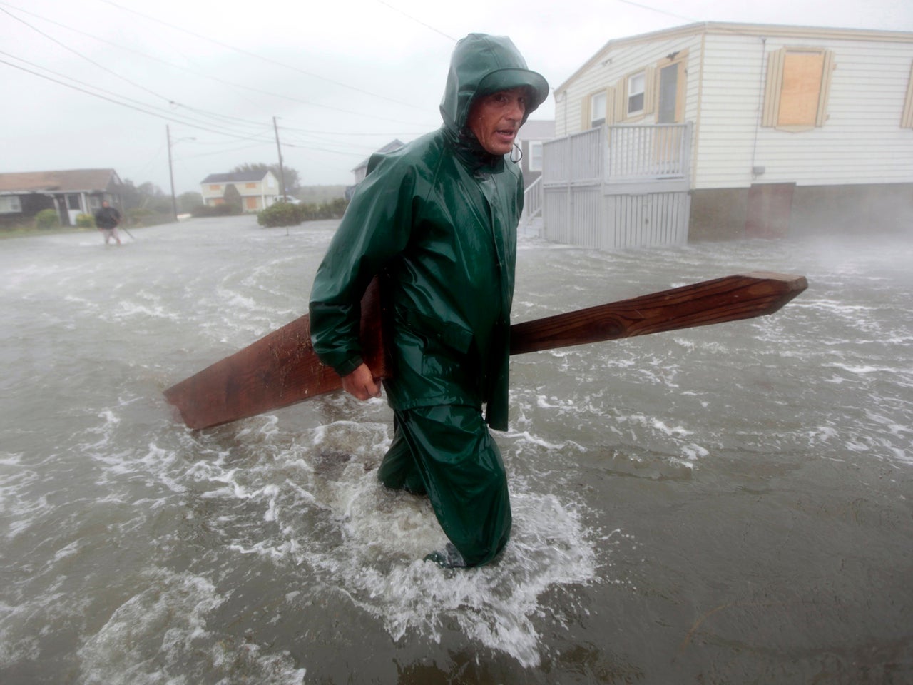 Irene brings heavy rain to New England - CBS News