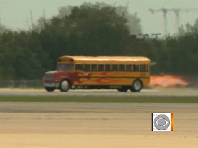 Jet-powered school bus hits full throttle at 320 mph - CBS News