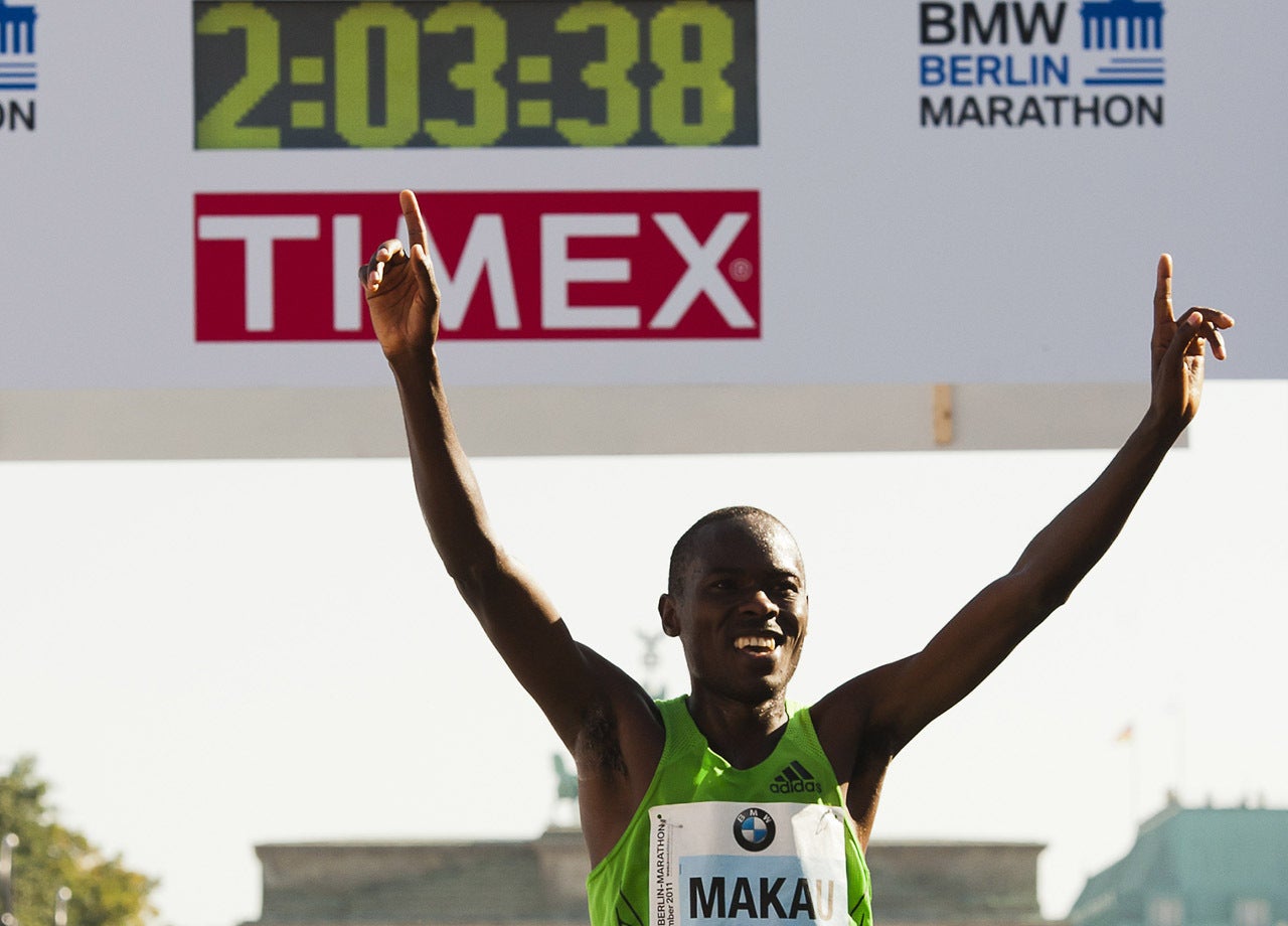 Patrick Makau breaks world marathon record - CBS News