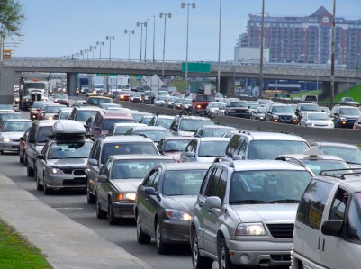 Living near loud traffic may raise heart attack risk - CBS News
