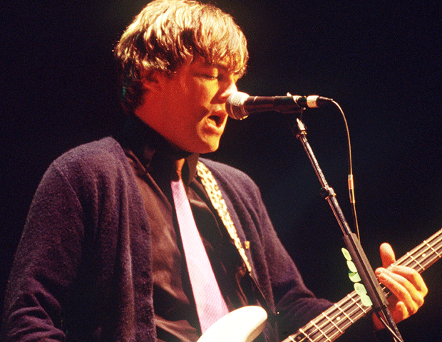 Did Weezer bassist Mikey Welsh predict own death on Twitter? - CBS News