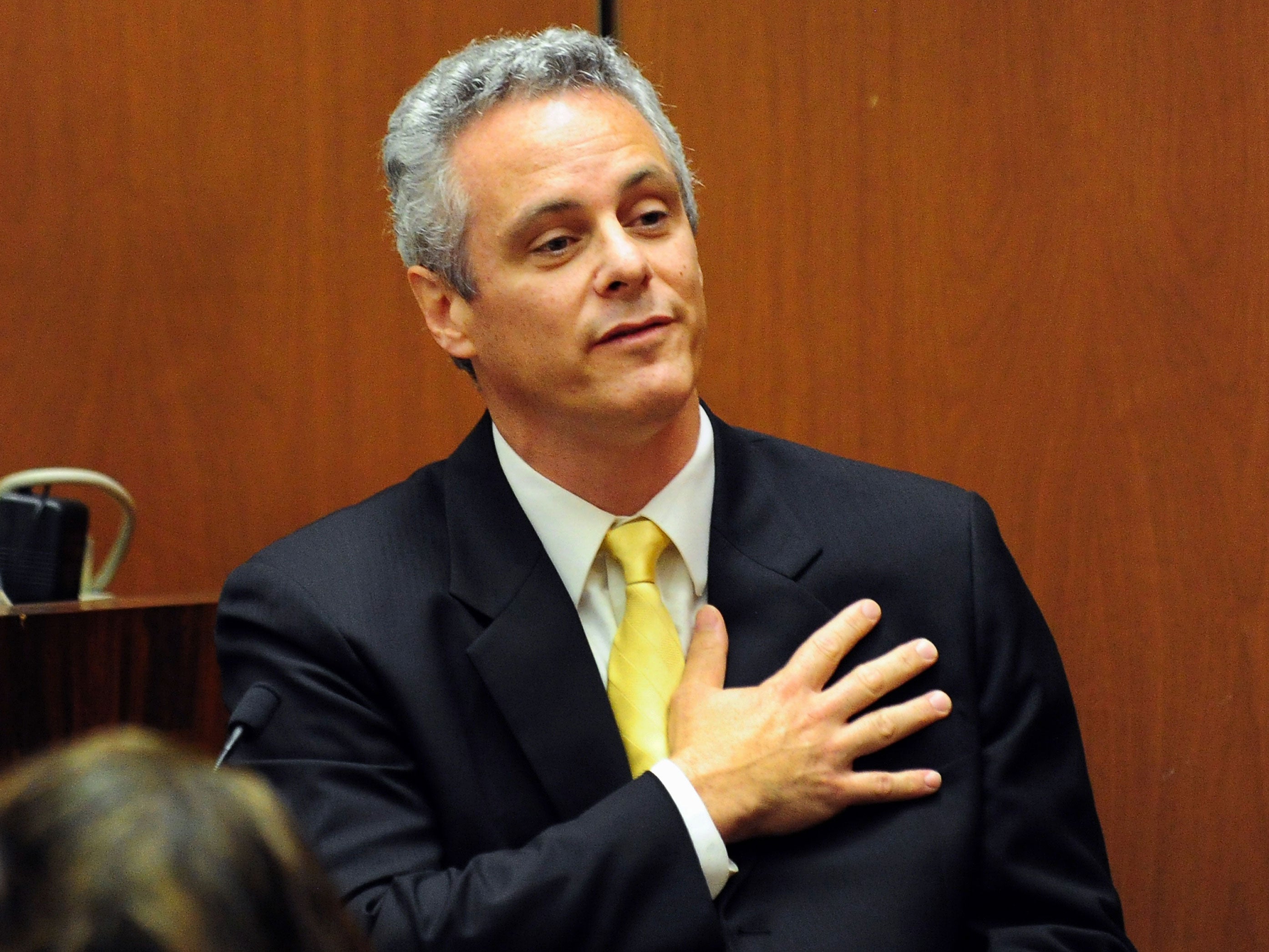 Cardiology expert Dr. Alon Steinberg testifies in Jackson doc case ...