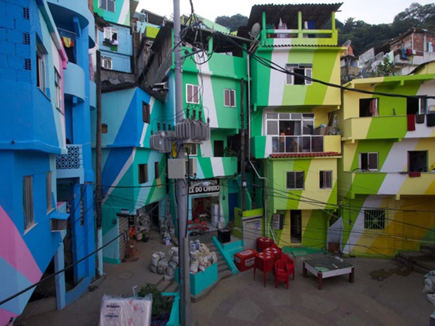 A peek into the future: Slums as innovation hotbeds - CBS News