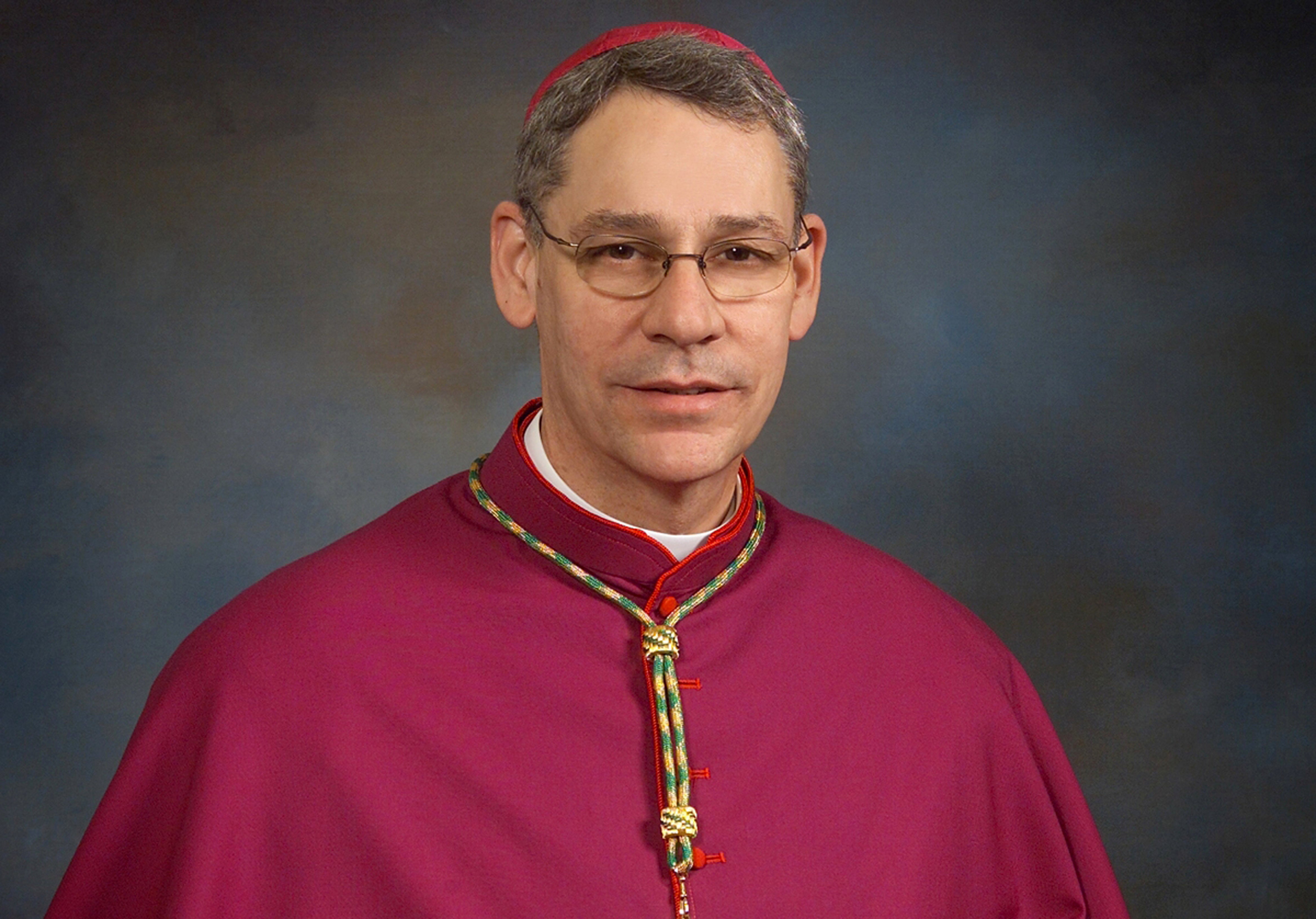 U.S. bishop charged for not taking porn to police - CBS News