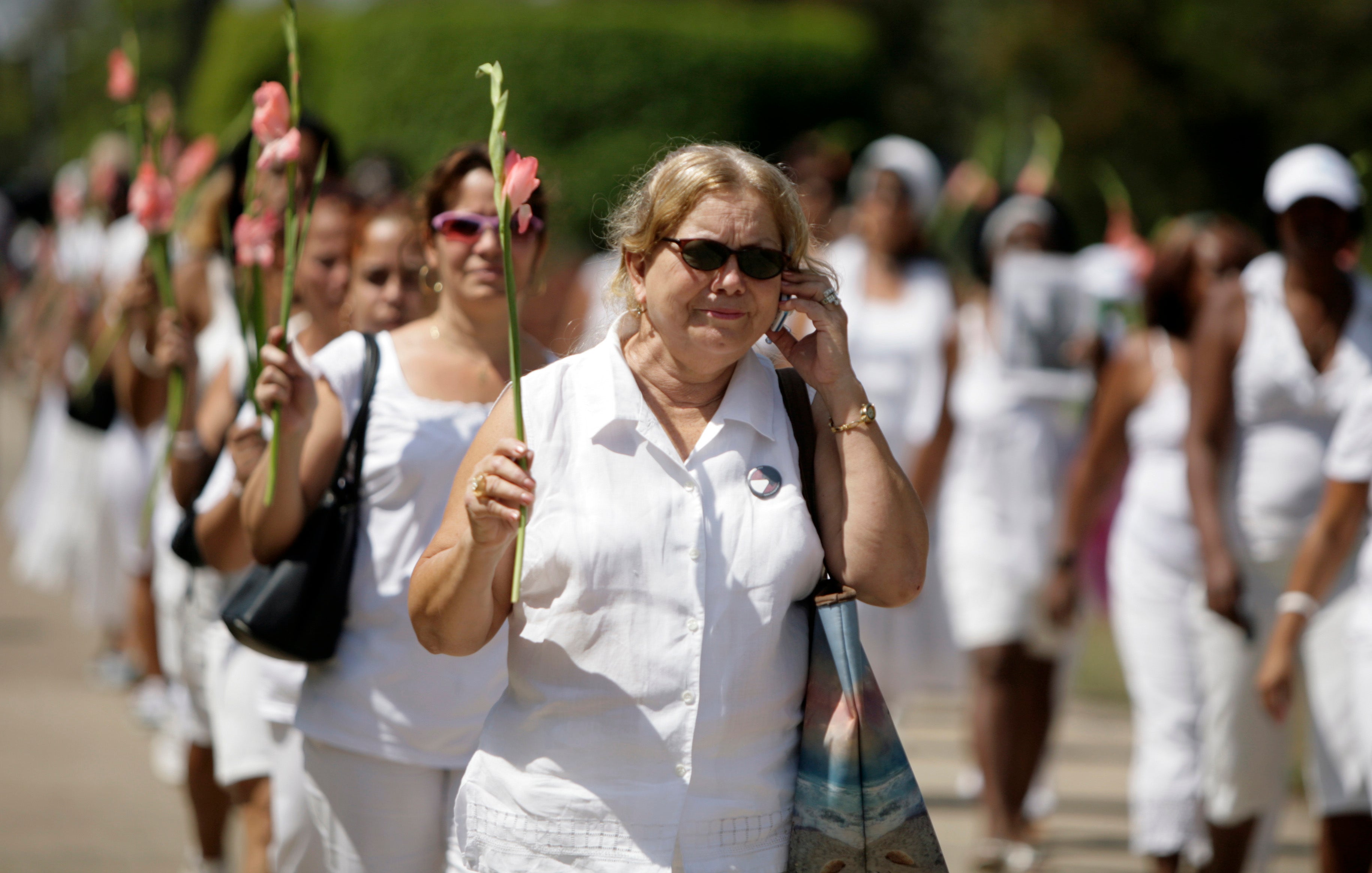 Laura Pollan, leading Cuban dissident, dies at 63 - CBS News