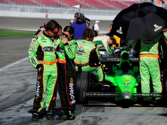 Danica Patrick on IndyCar crash: "It was like a movie scene" - CBS News