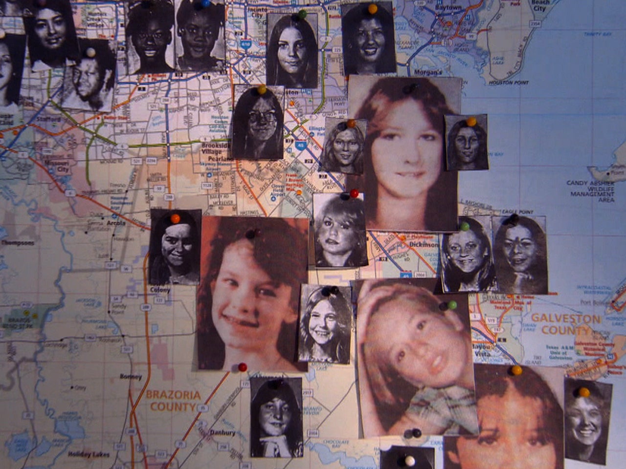 Resources: "48 Hours Mystery": The Killing Fields - CBS News