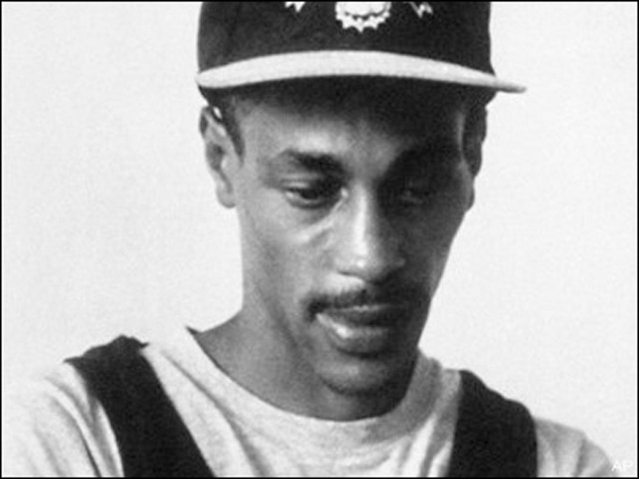 Dahmer survivor faces murder charge - CBS News