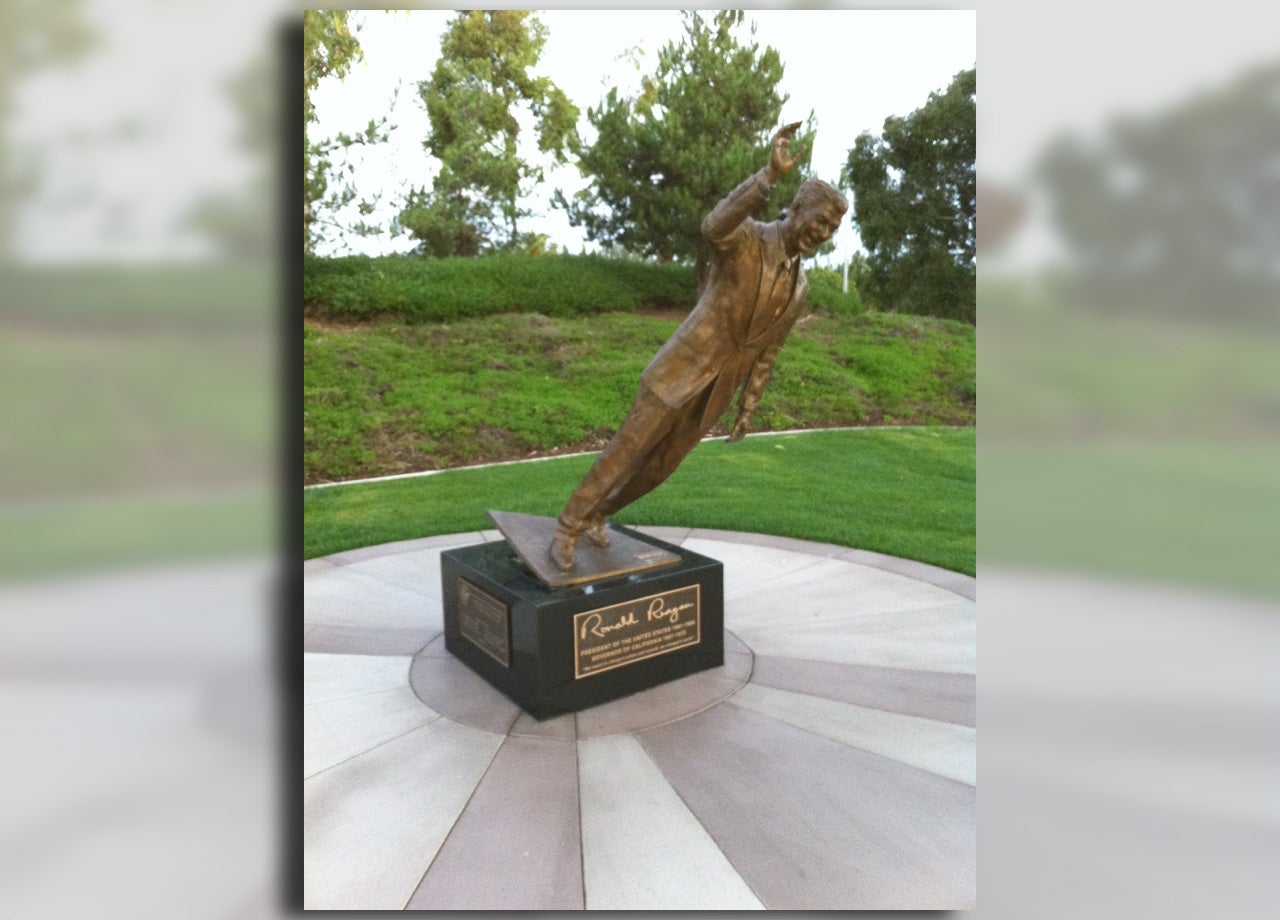 Ronald Reagan statue in Calif. park vandalized - CBS News
