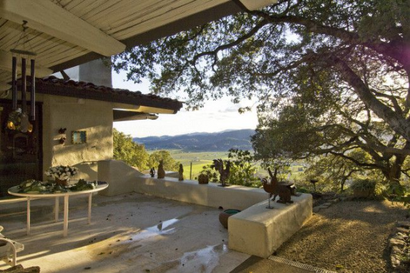 Robert Mondavi's Napa home set for auction - CBS News
