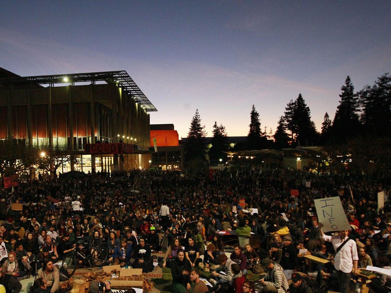 Shooting at UC Berkeley during Occupy protest - CBS News