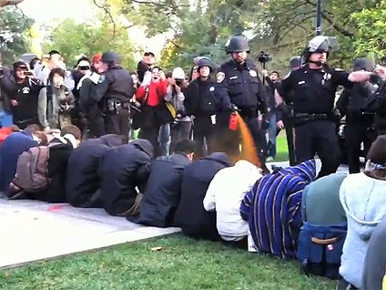 Video: Police pepper-spray passive students - CBS News