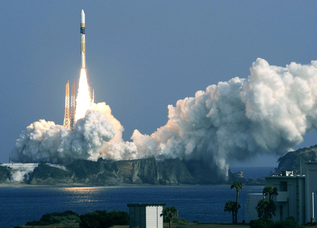 Japan launches 2nd spy satellite this year - CBS News