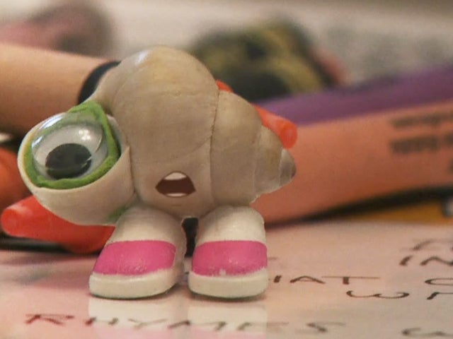 YouTube sensation Marcel the Shell interviewed by Brian Williams - CBS News