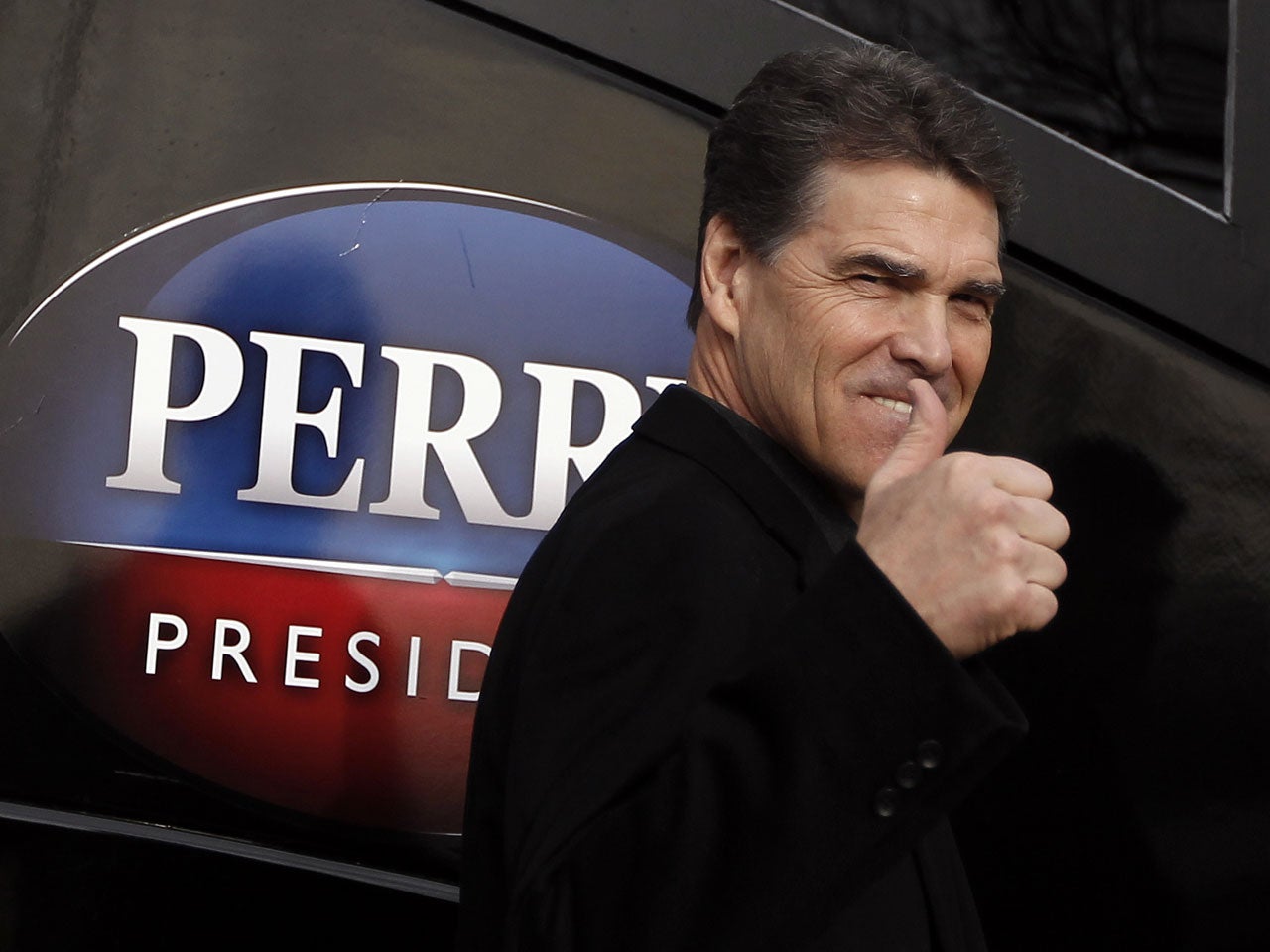 Rick Perry bills himself as "Main Street" candidate in new ad - CBS News