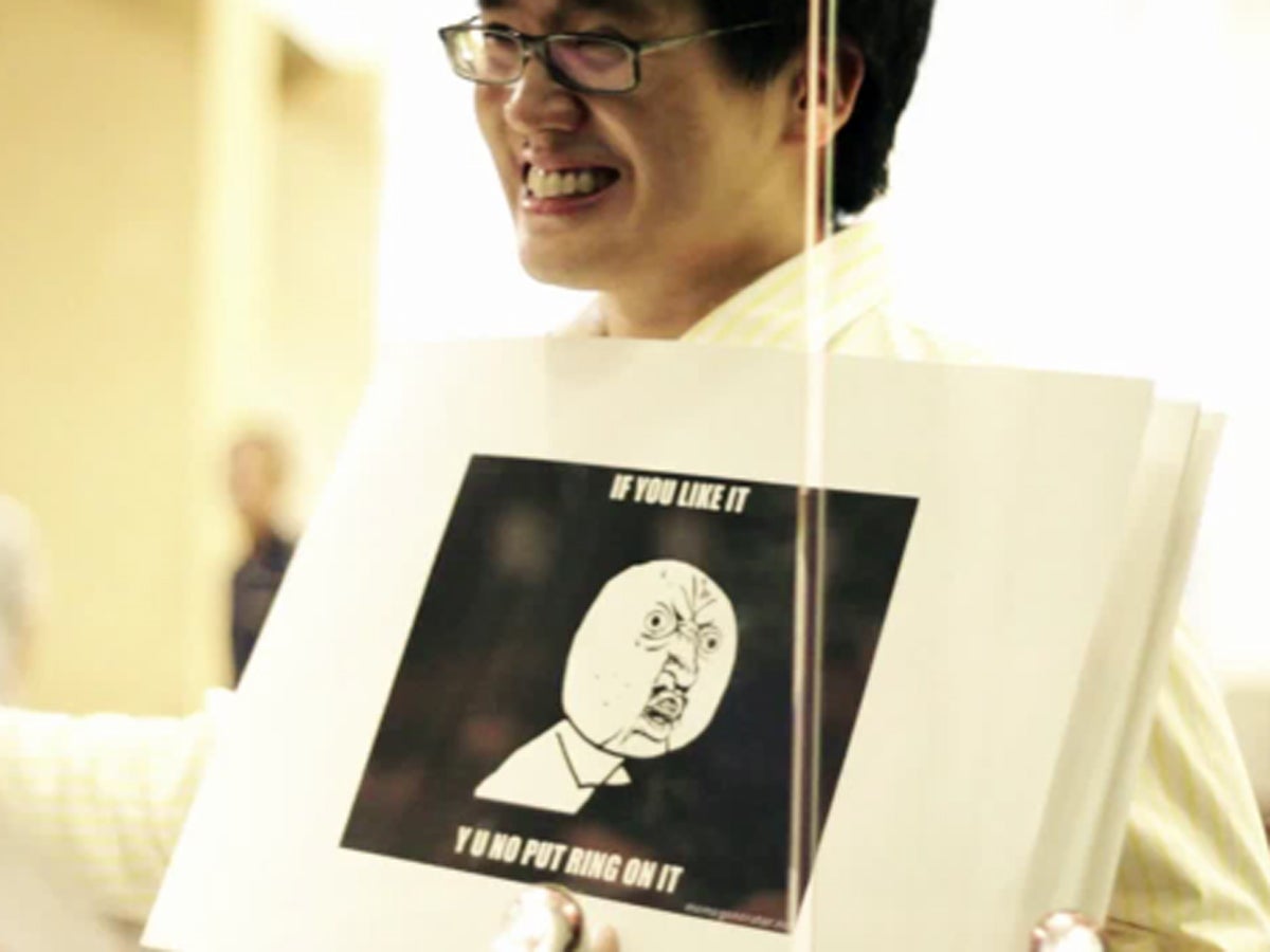 Memorable wedding proposal using Internet memes - CBS News