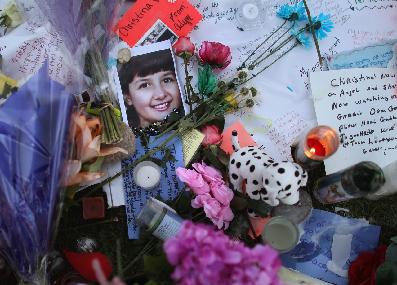 Book recalls "Angel of Tucson" - CBS News