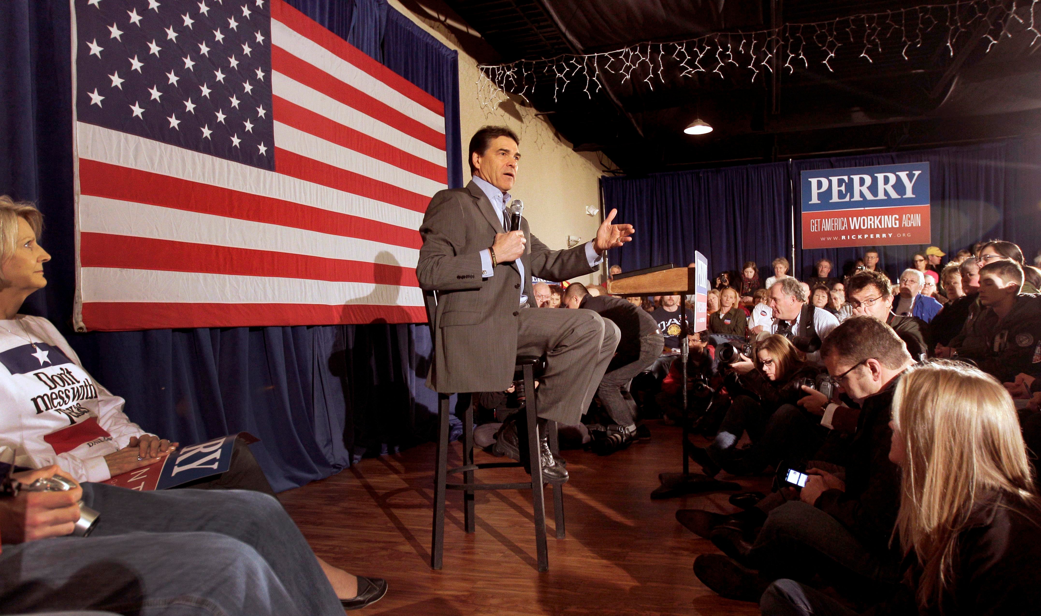 Rick Perry leaning toward running for Texas governor again - CBS News