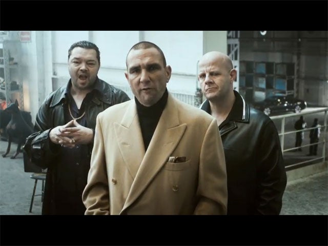 CPR, as taught by British action star Vinnie Jones: Video - CBS News