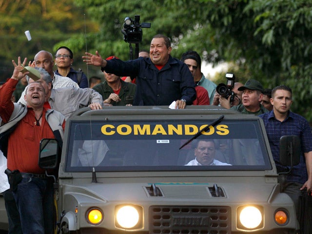 Venezuela's Chavez names new defense minister - CBS News