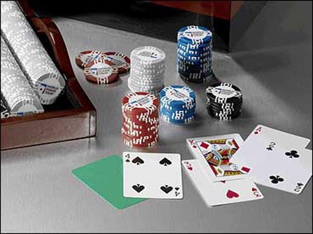 Gambling priest gets prison in Vegas case - CBS News