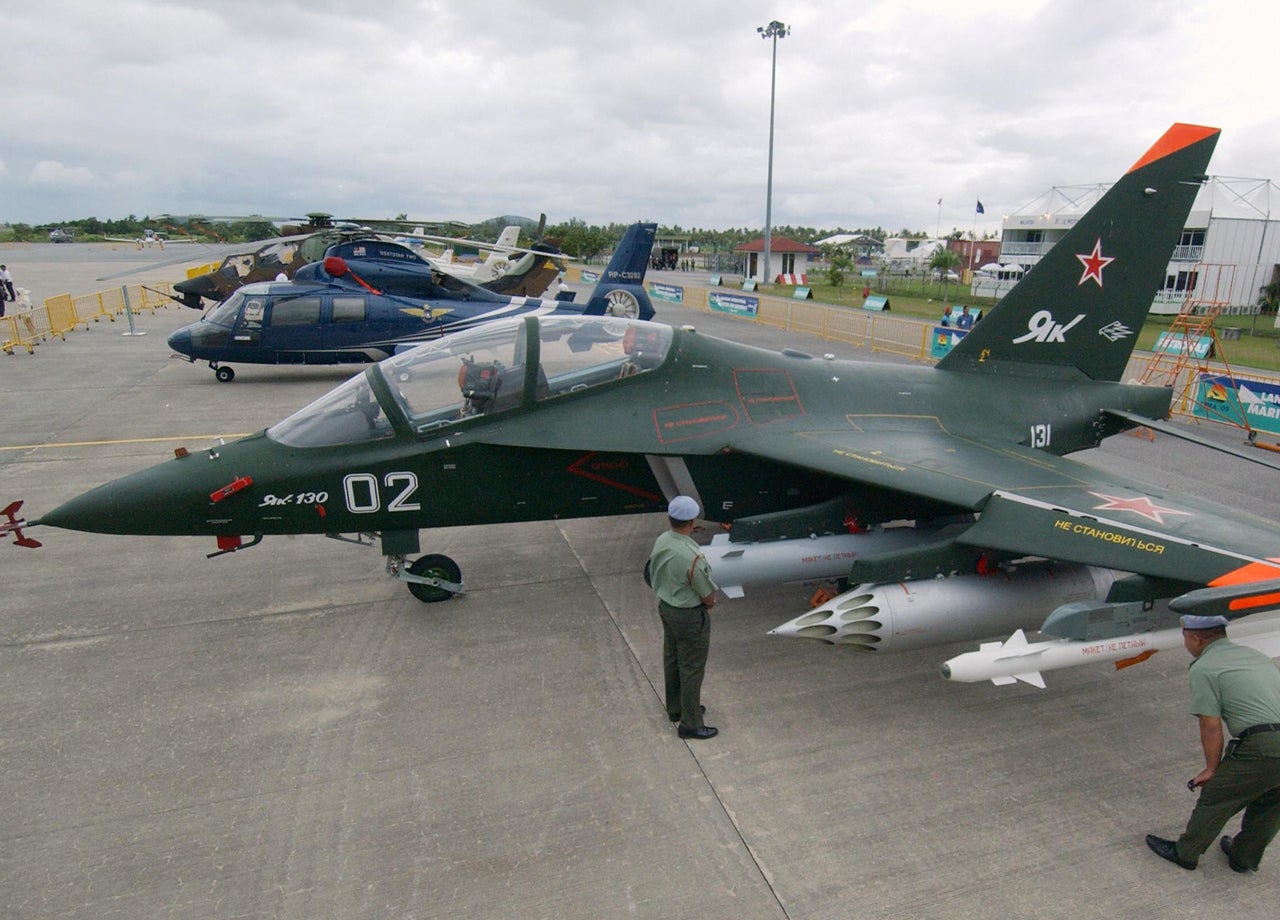 Report: Russia to deliver combat jets to Syria - CBS News