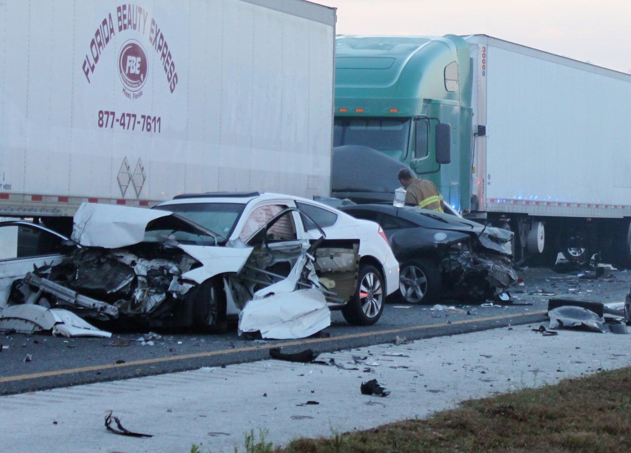 I-75 crash: One Georgia church's tragedy - CBS News