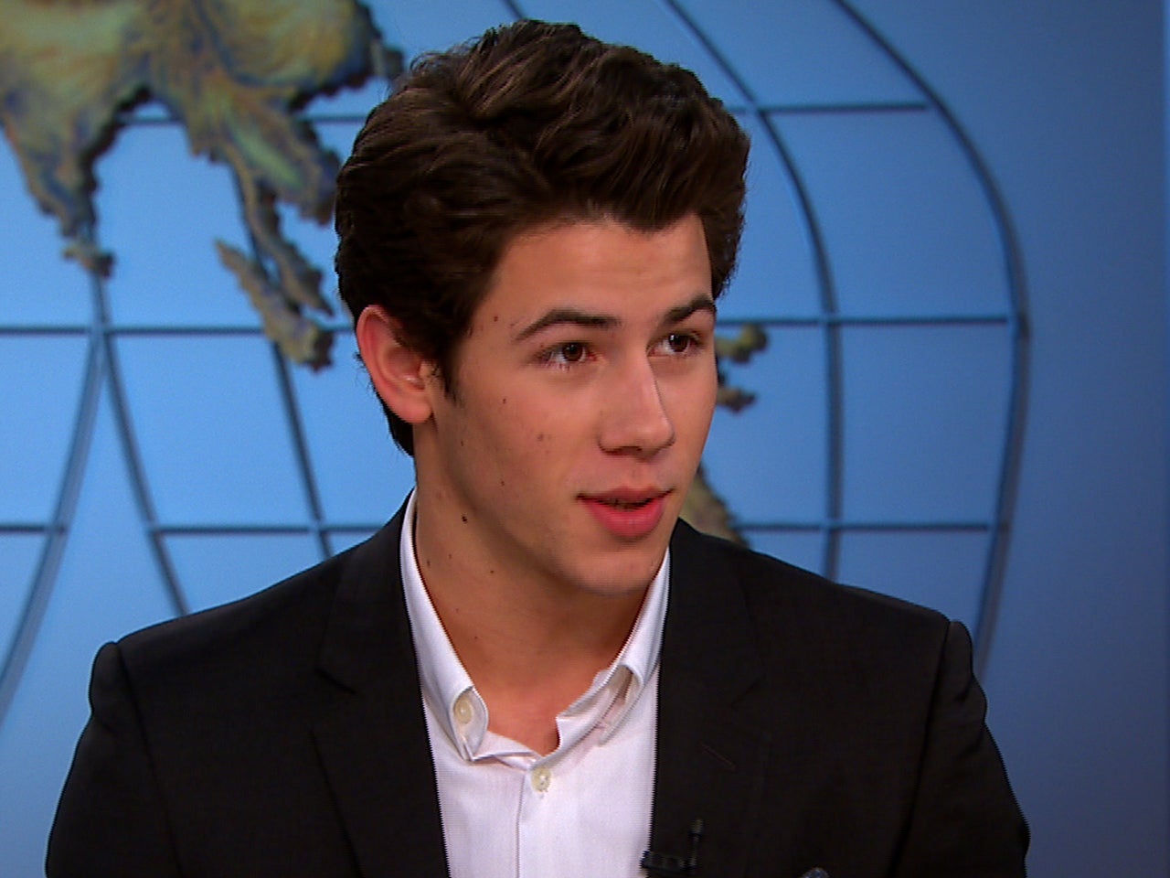 Nick Jonas plans return to Jonas Brothers - CBS News
